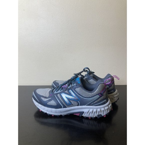 New Balance | Shoes | New Balance 42 Womens Trail Running Sneakers ...